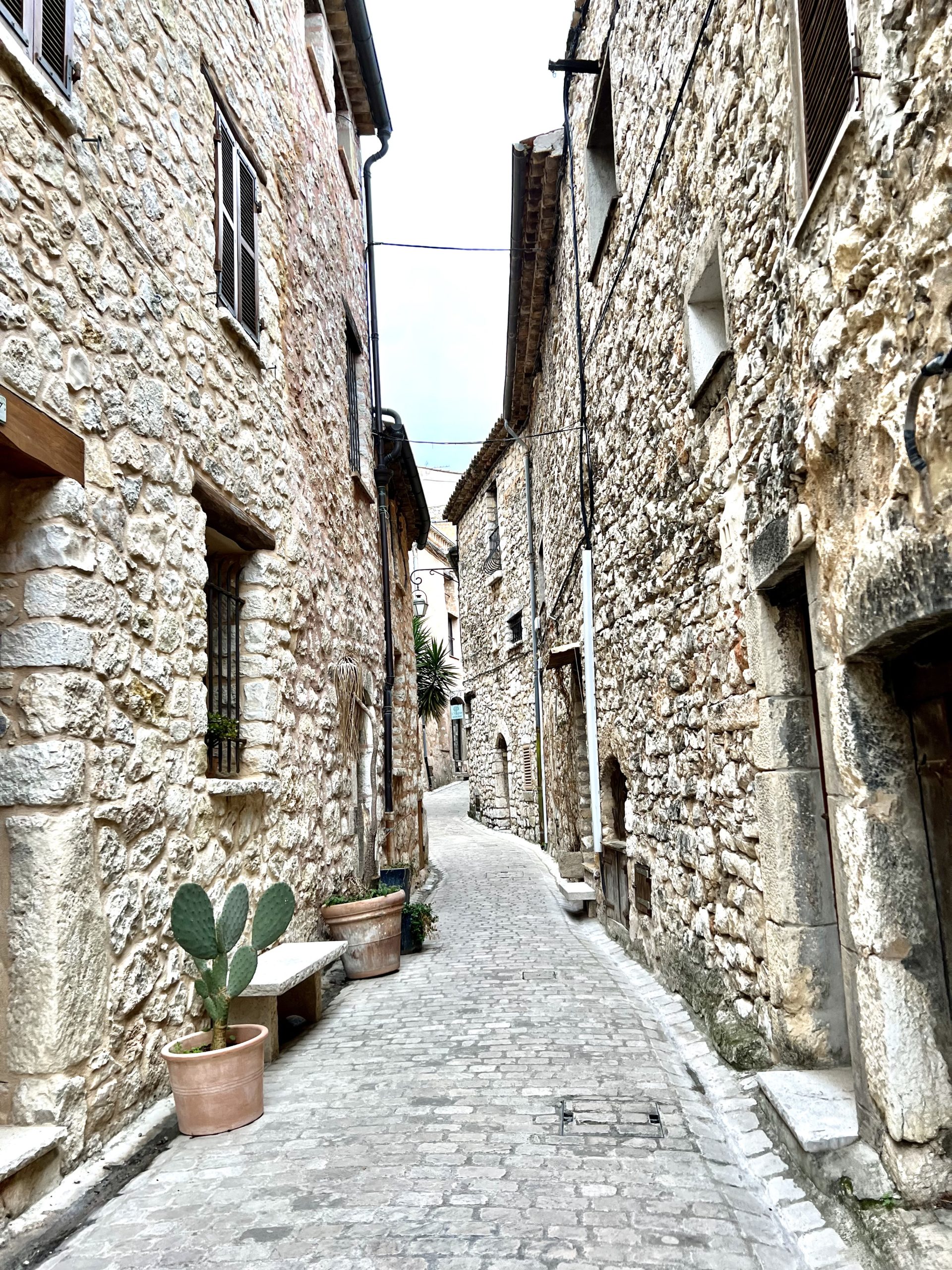 Travel Guide to Gourdon, France - Rambling Adventurista